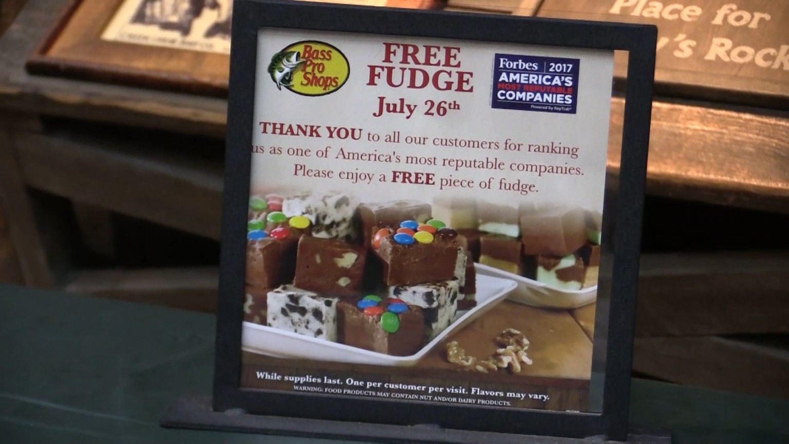 Bass Pro Celebrates Forbes Listing With 19 Tons Of Fudge 41nbc News Wmgt Dt