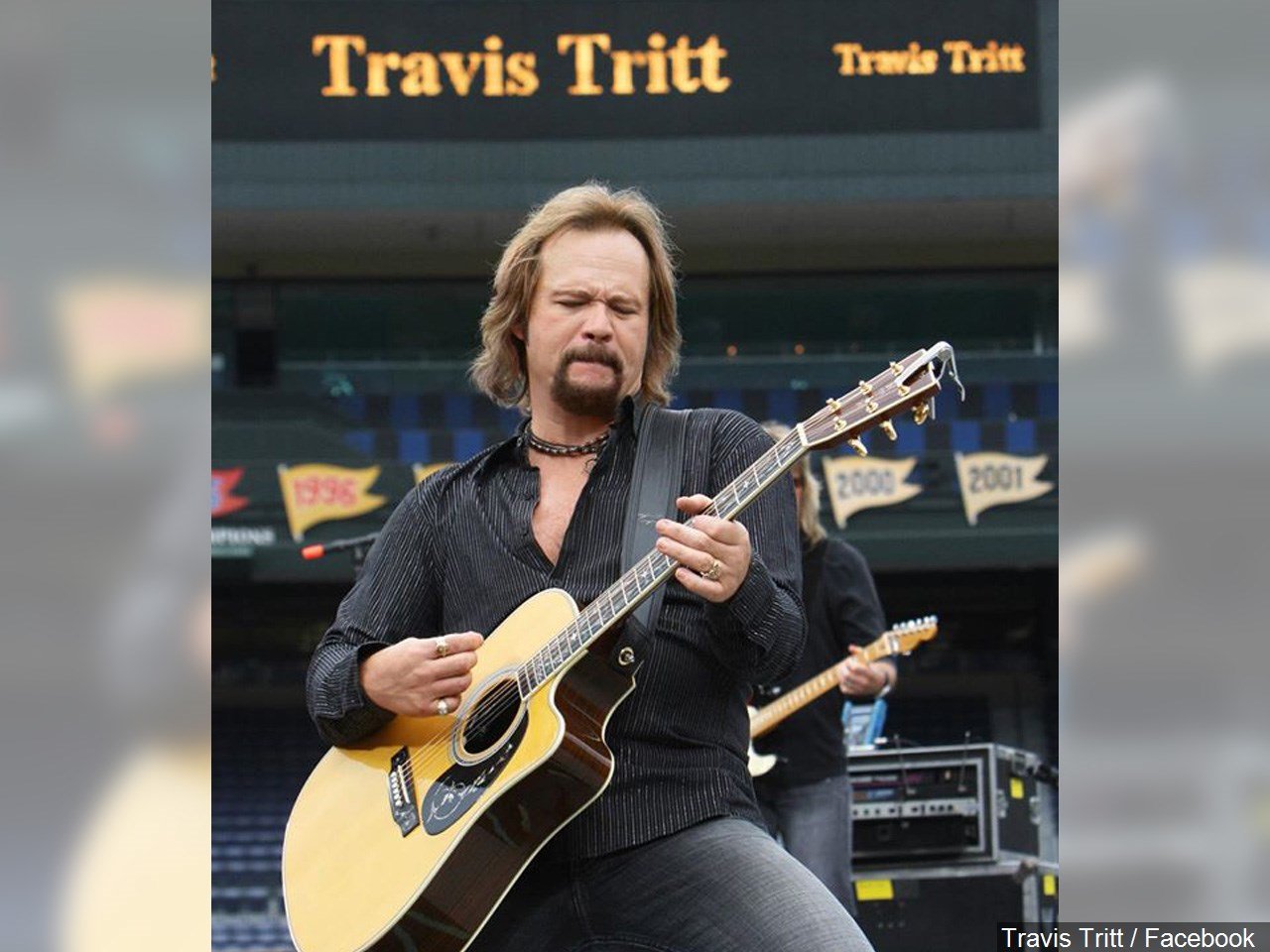Travis Tritt performing live in Macon November 22 - 41NBC News | WMGT-DT