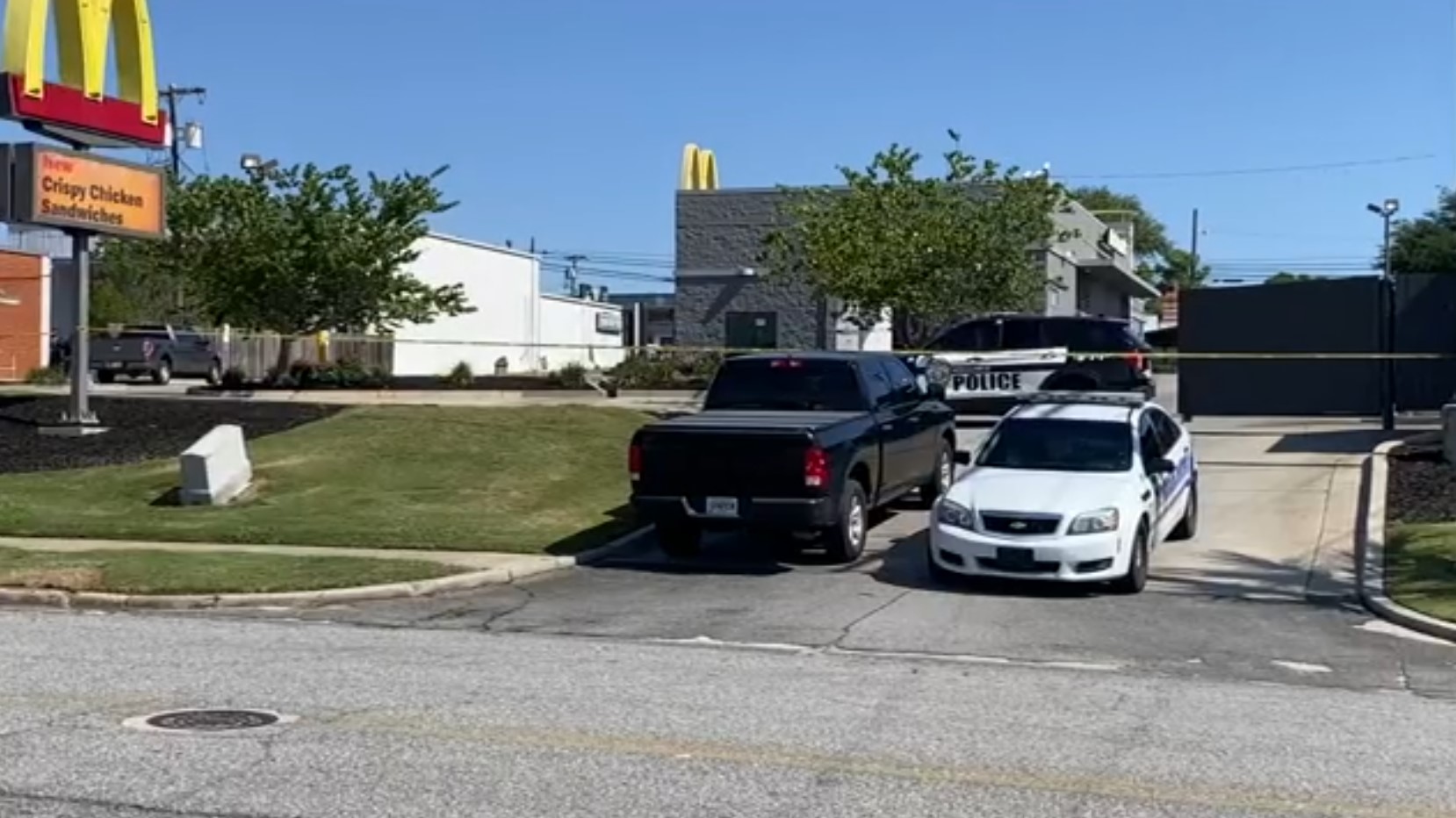 Georgia man goes on shooting spree, killing 2 relatives and fast food ...