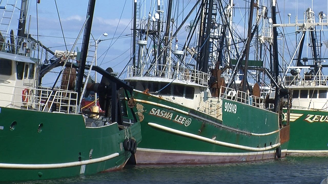 New England Fishermen meet with Senators for help