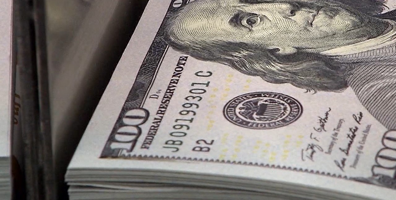 RI to increase minimum wage following passing of legislation | ABC6
