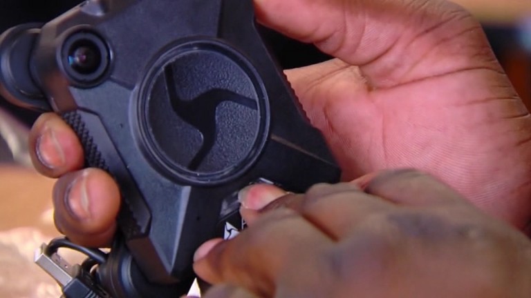 Poll: Do you believe all police officers should be required to wear ...