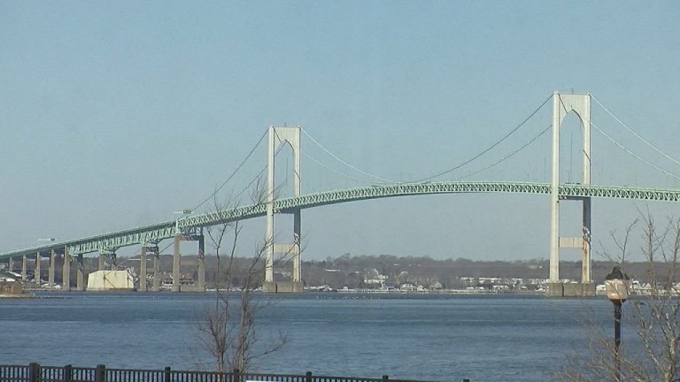 Restricted bridge access due to high-speed winds | ABC6