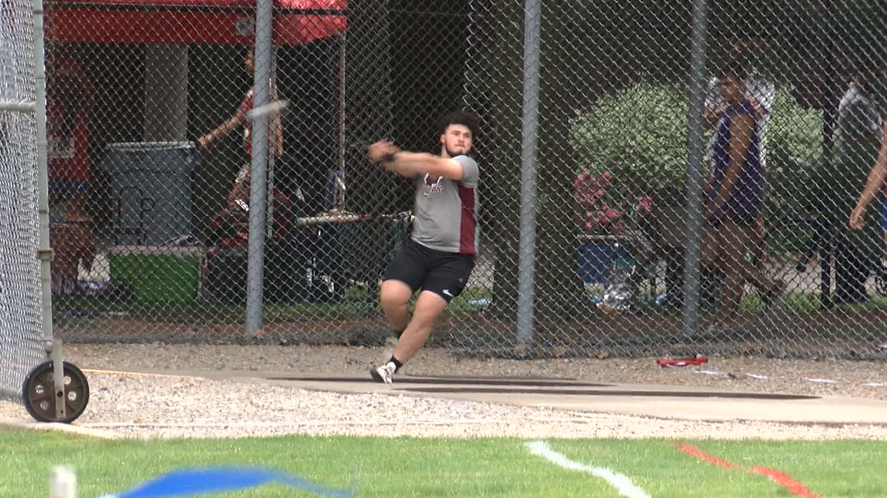 Woonsocket's Logan Coles Commits To Kentucky | ABC6