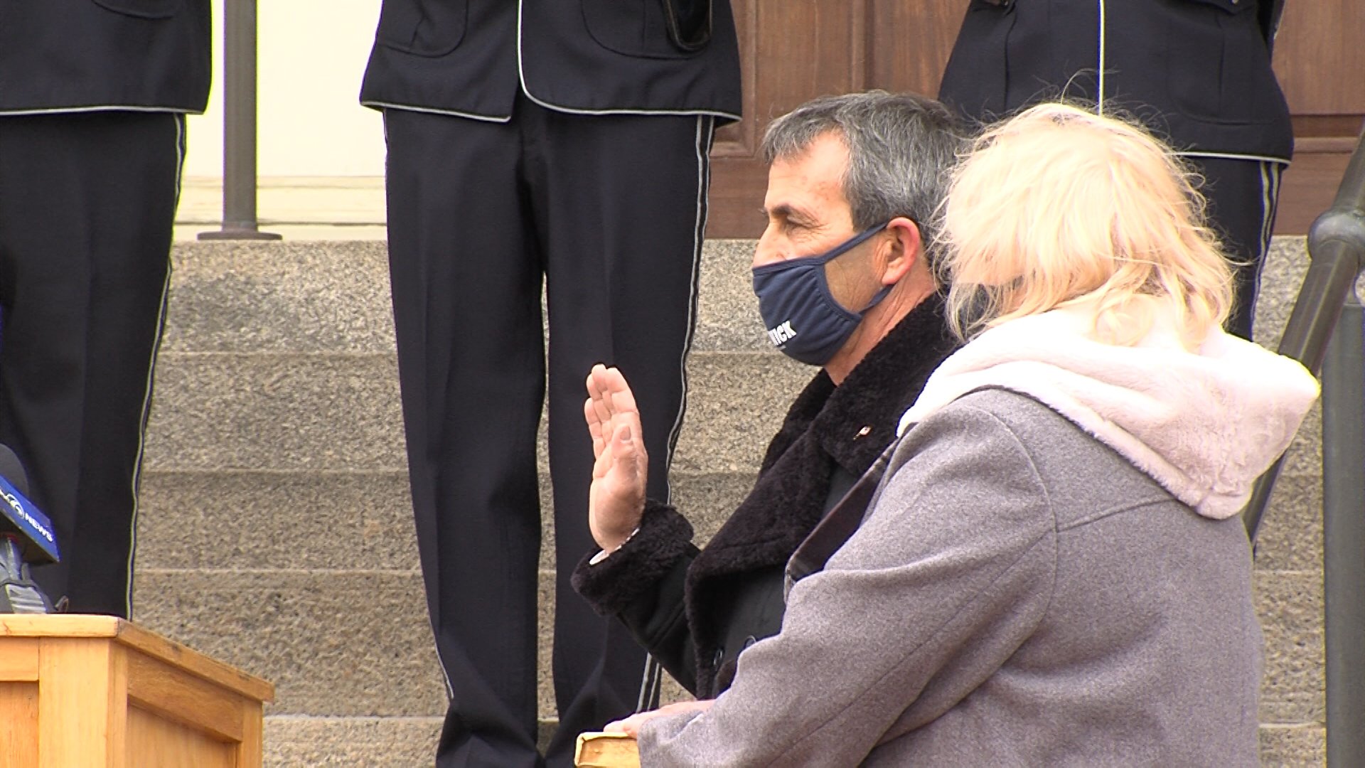 Frank Picozzi, former contractor known for elaborate Christmas lights ...