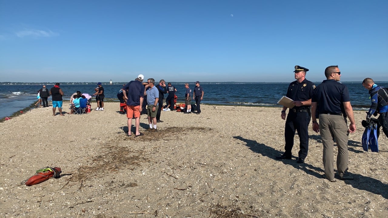 Body of 10-year-old girl recovered from Conimicut Point Beach, man died ...