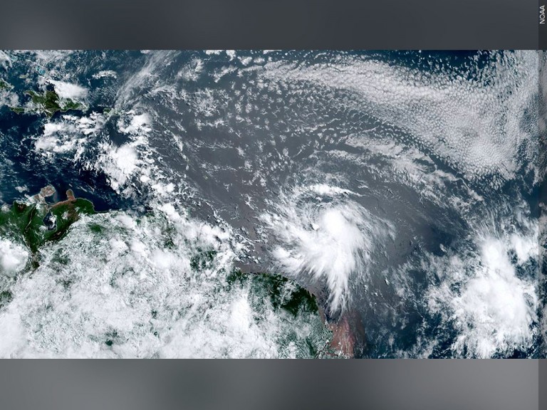 Officials: Storm lashing Florida strengthens into hurricane | ABC6