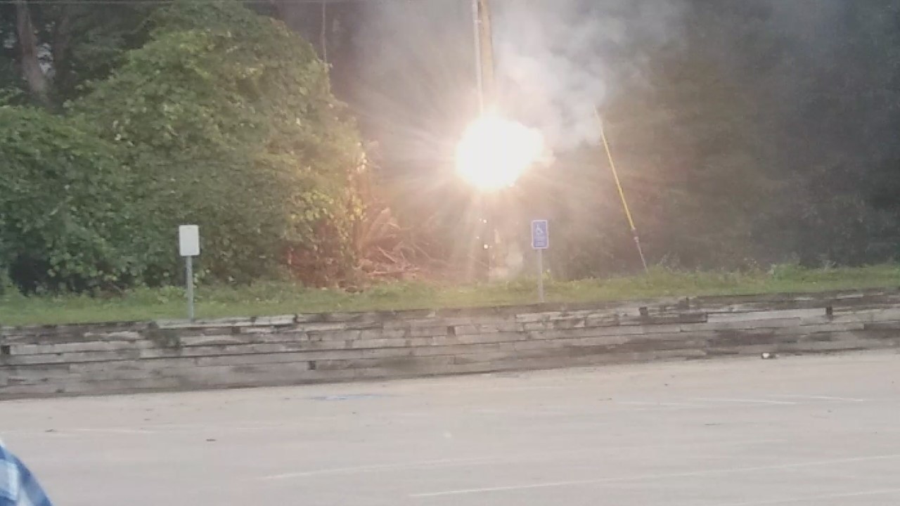 Electrical pole catches fire during elected official visit | ABC6