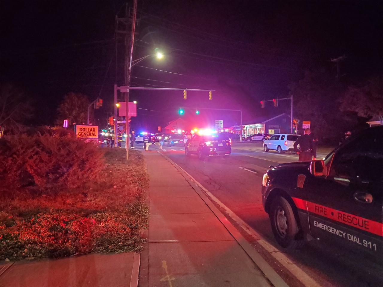 Police and Fire departments respond to car accident in Warren | ABC6