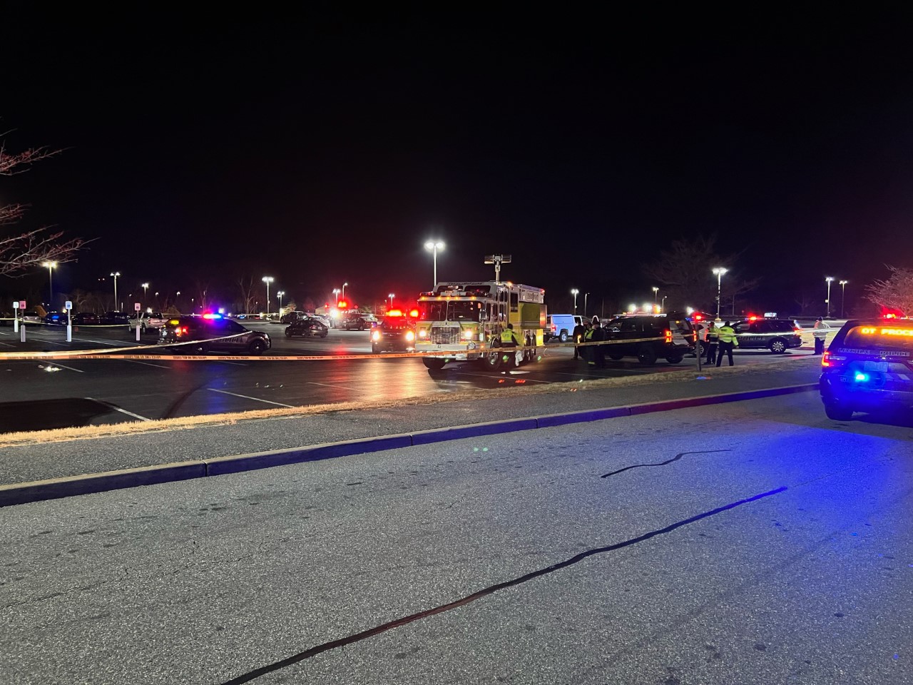 Police investigate suspicious package at Twin River Casino | ABC6