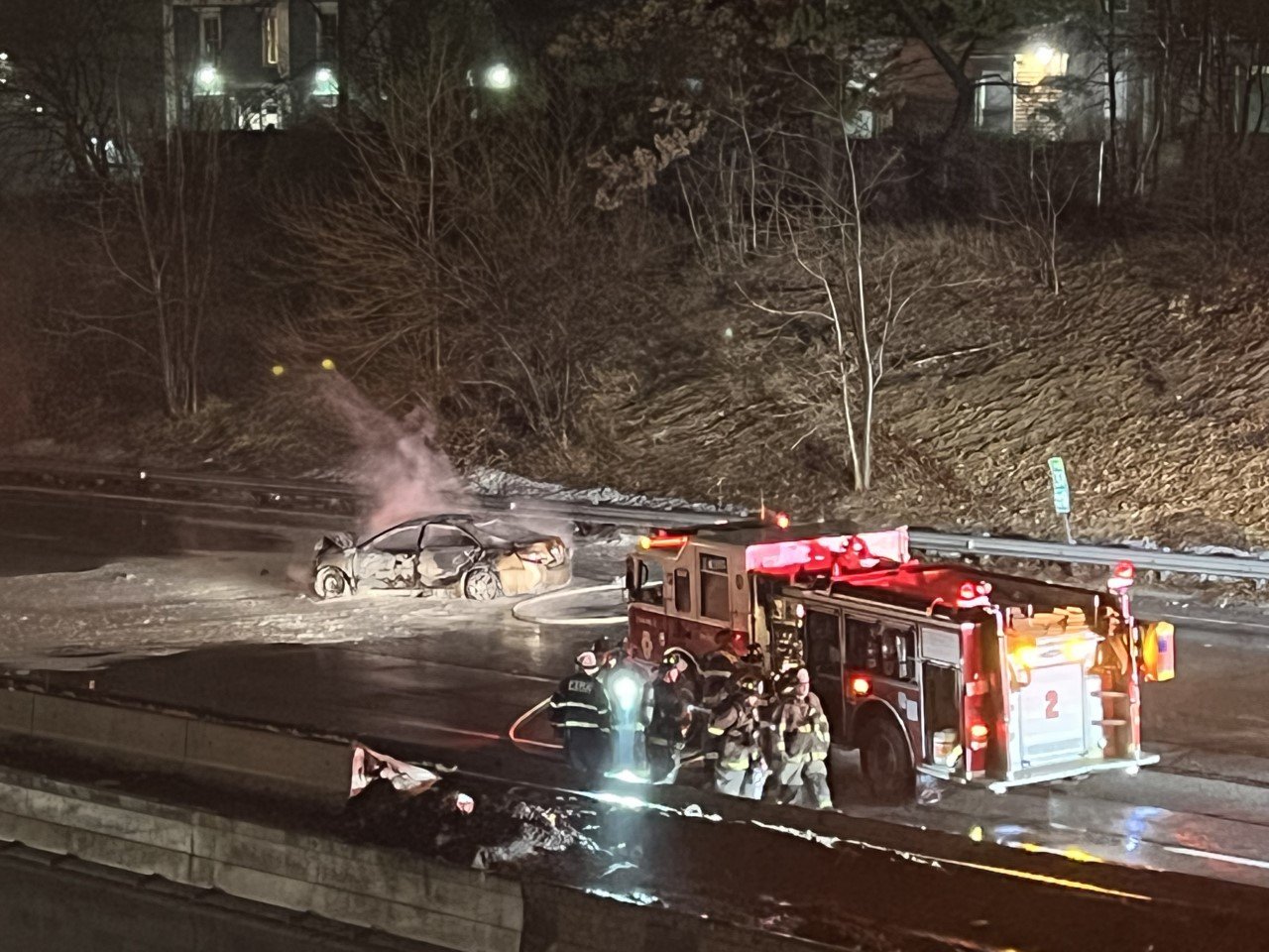 Rear end crash leads to vehicle fire, highway shutdown on I-95 South | ABC6