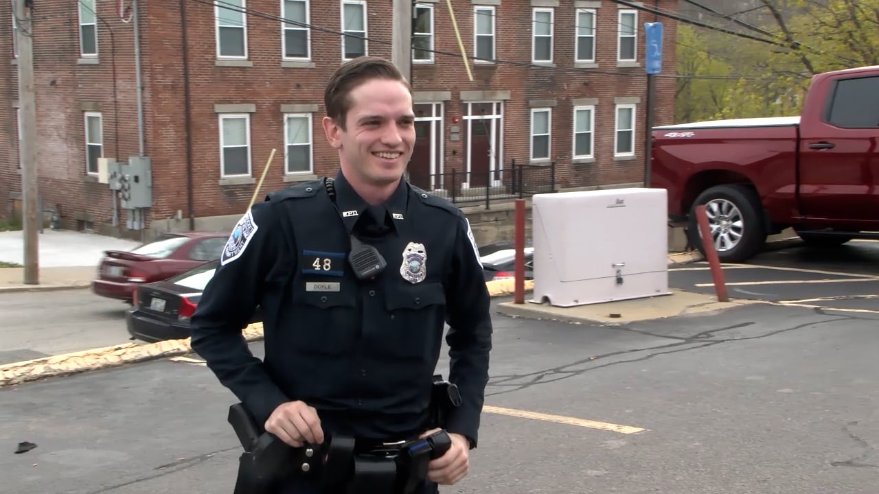 Woonsocket police officers, firefighters deliver baby | ABC6