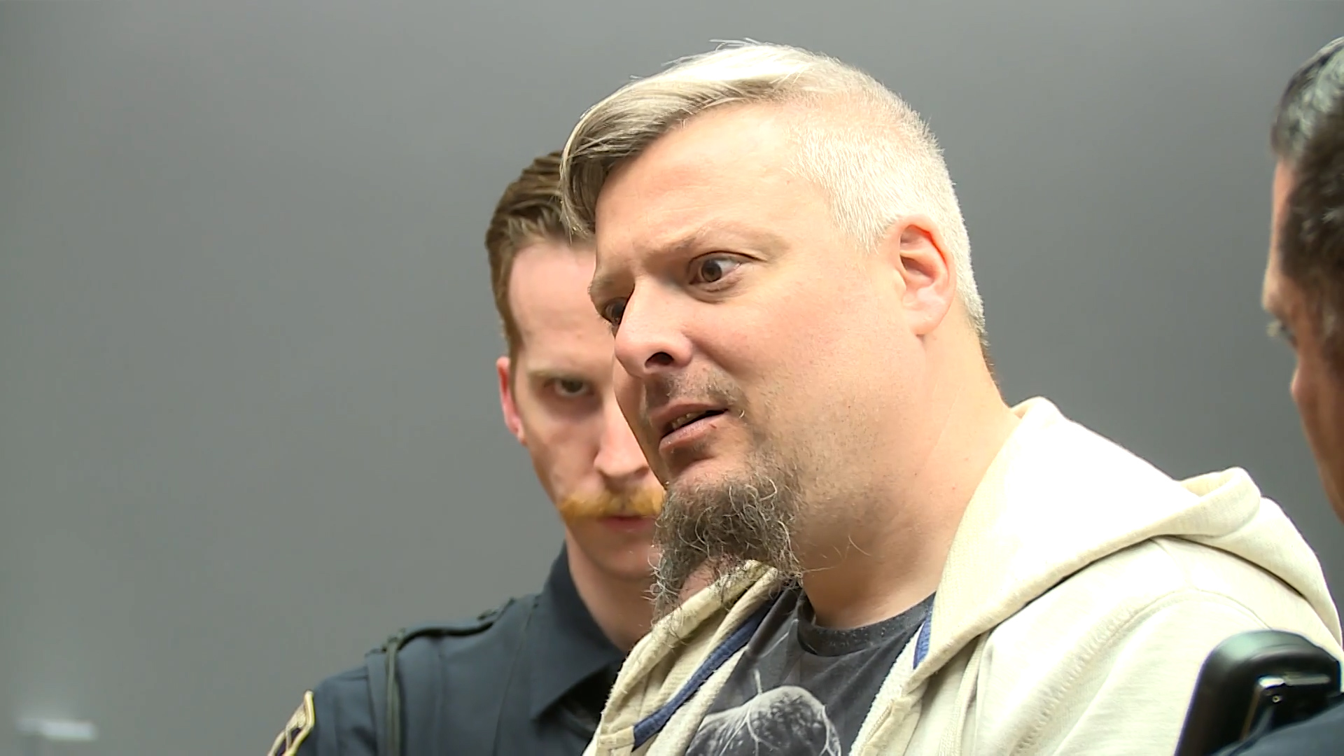 Warren man, 44, accused of shooting BB gun inside apartment prompts ...