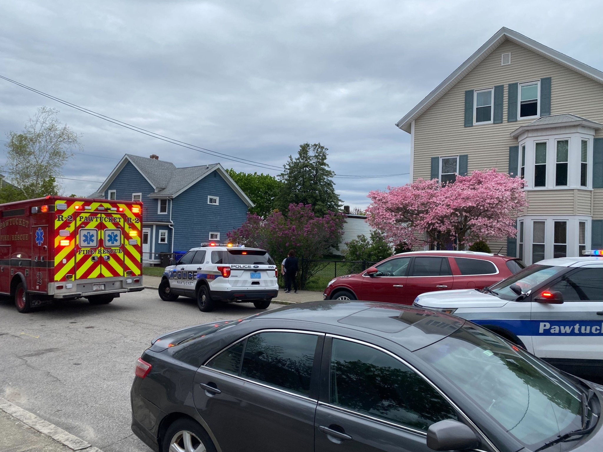 Heavy police presence on Sission Street in Pawtucket | ABC6