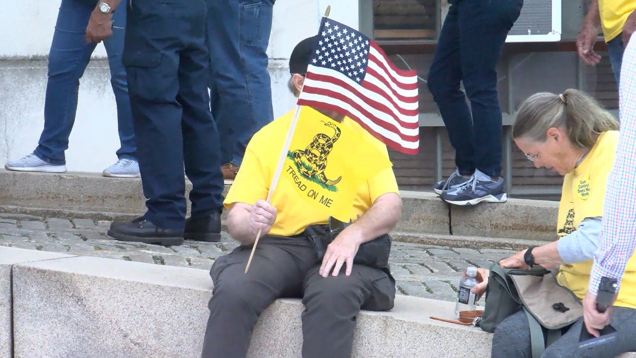 RI second amendment supporters host rally in opposition of proposed gun ...