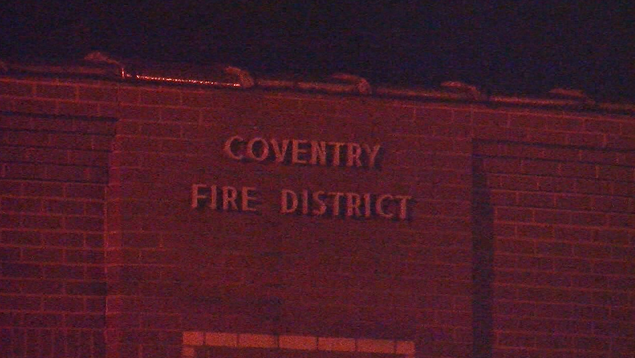 Fire rips through Coventry home overnight | ABC6