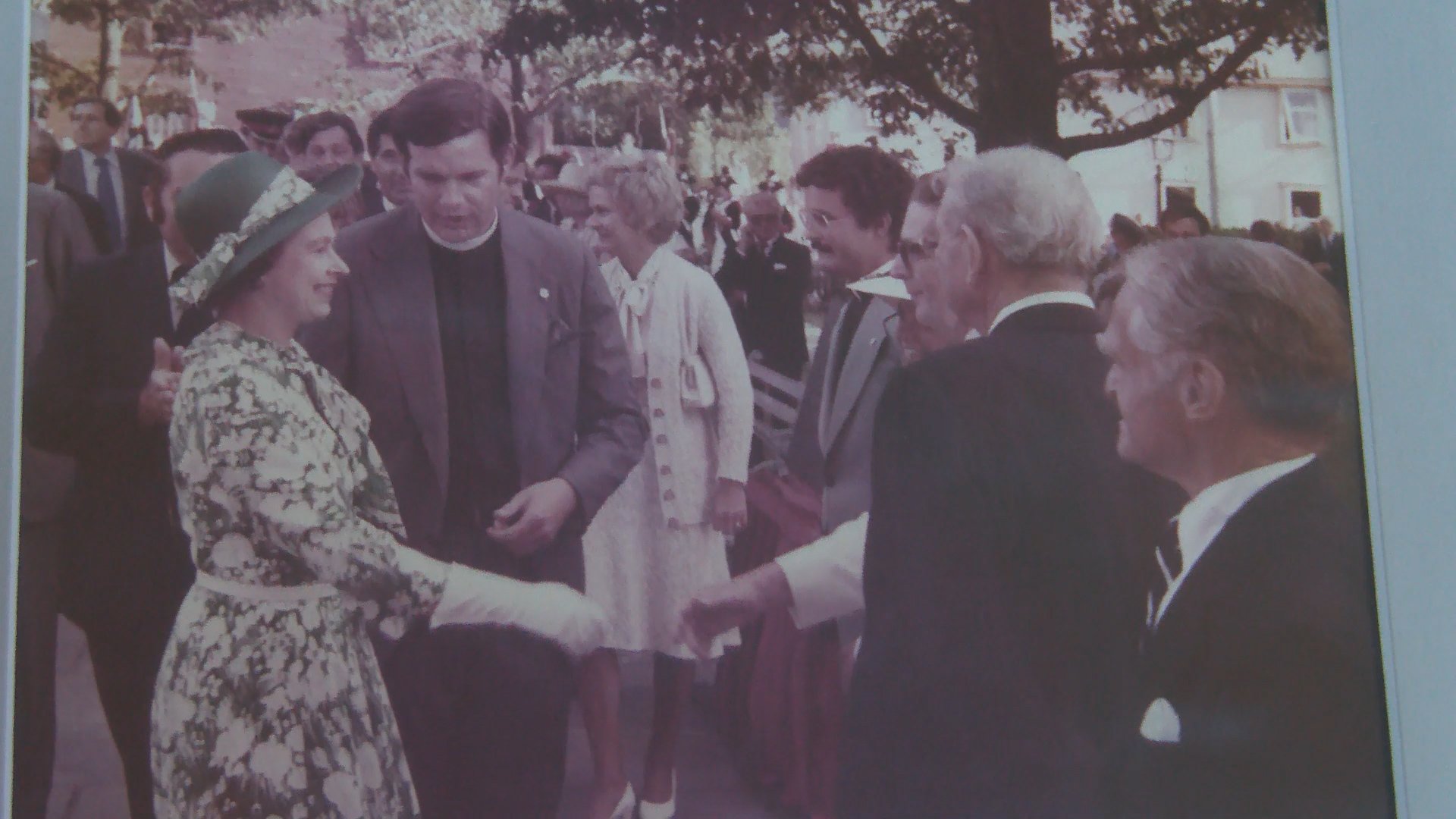 Rhode Islanders remember Queen Elizabeth II's 1976 trip to Newport | ABC6