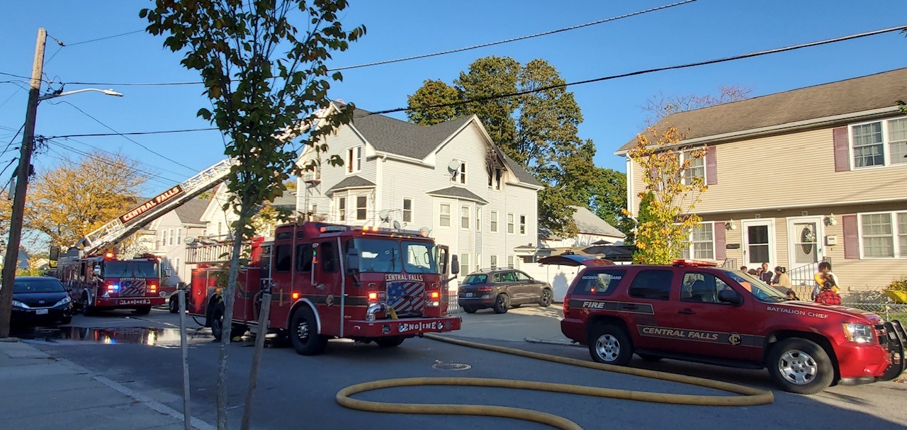 Fire at multi-family home in Central Falls displaces 15 residents | ABC6