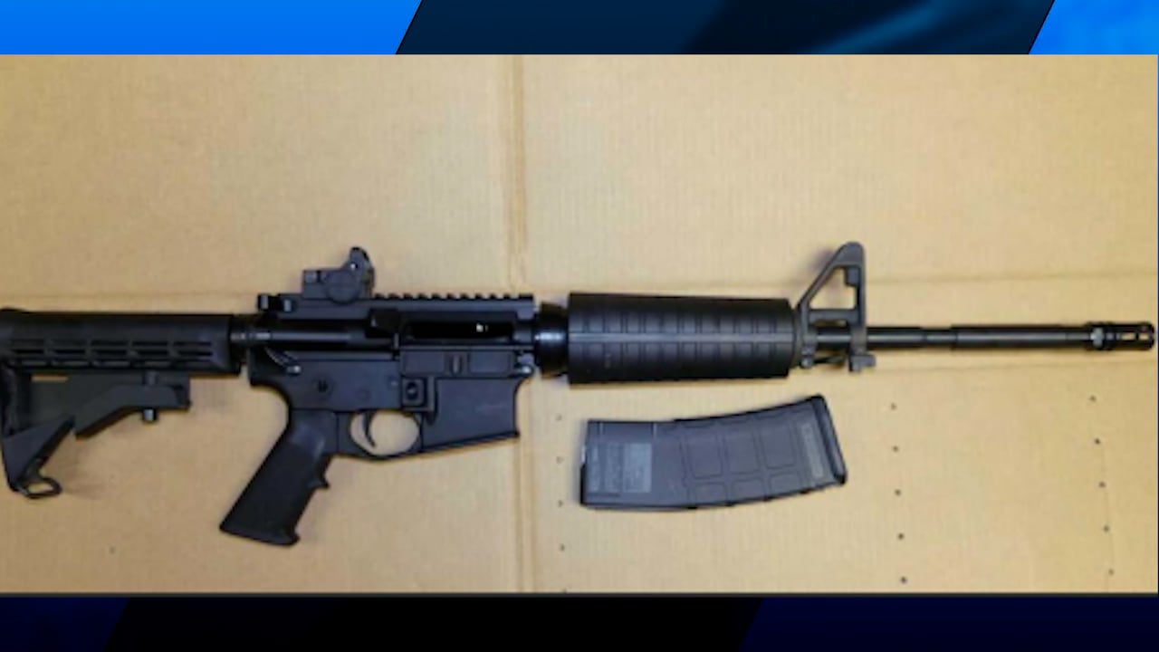 Fall River police arrest man after seizing rifle, drugs | ABC6