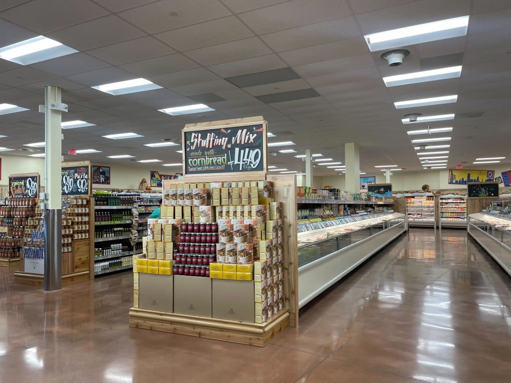 Trader Joe's set to open its doors in Providence Thursday | ABC6