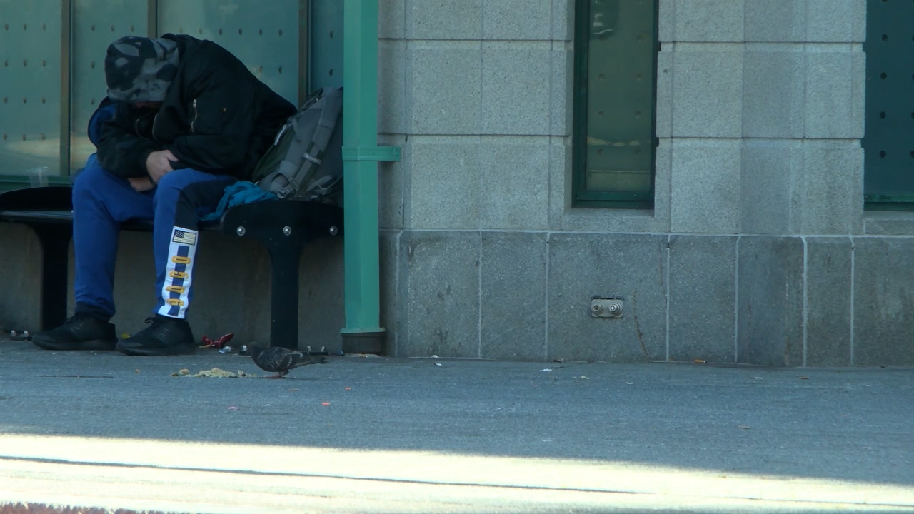 Cranston supports resolution to prevent pallet housing for homeless | ABC6