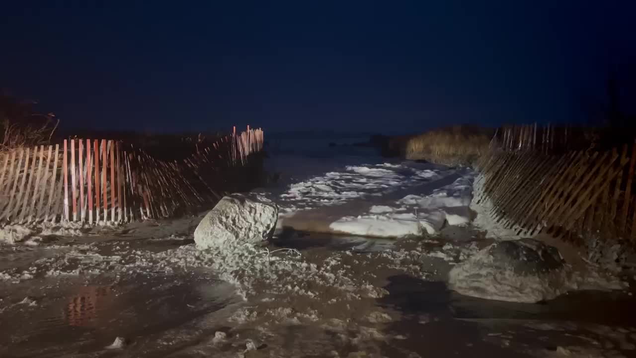 VIDEO: Storm conditions at Scarborough Beach in Narragansett | ABC6