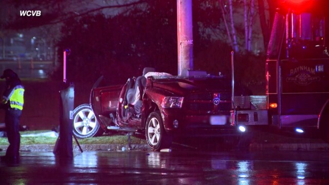 1 dead after overnight crash in Raynham | ABC6