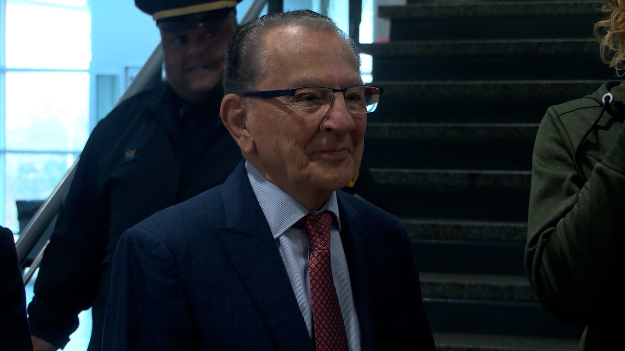 Judge Caprio asks for hats amid hair loss during cancer battle | ABC6