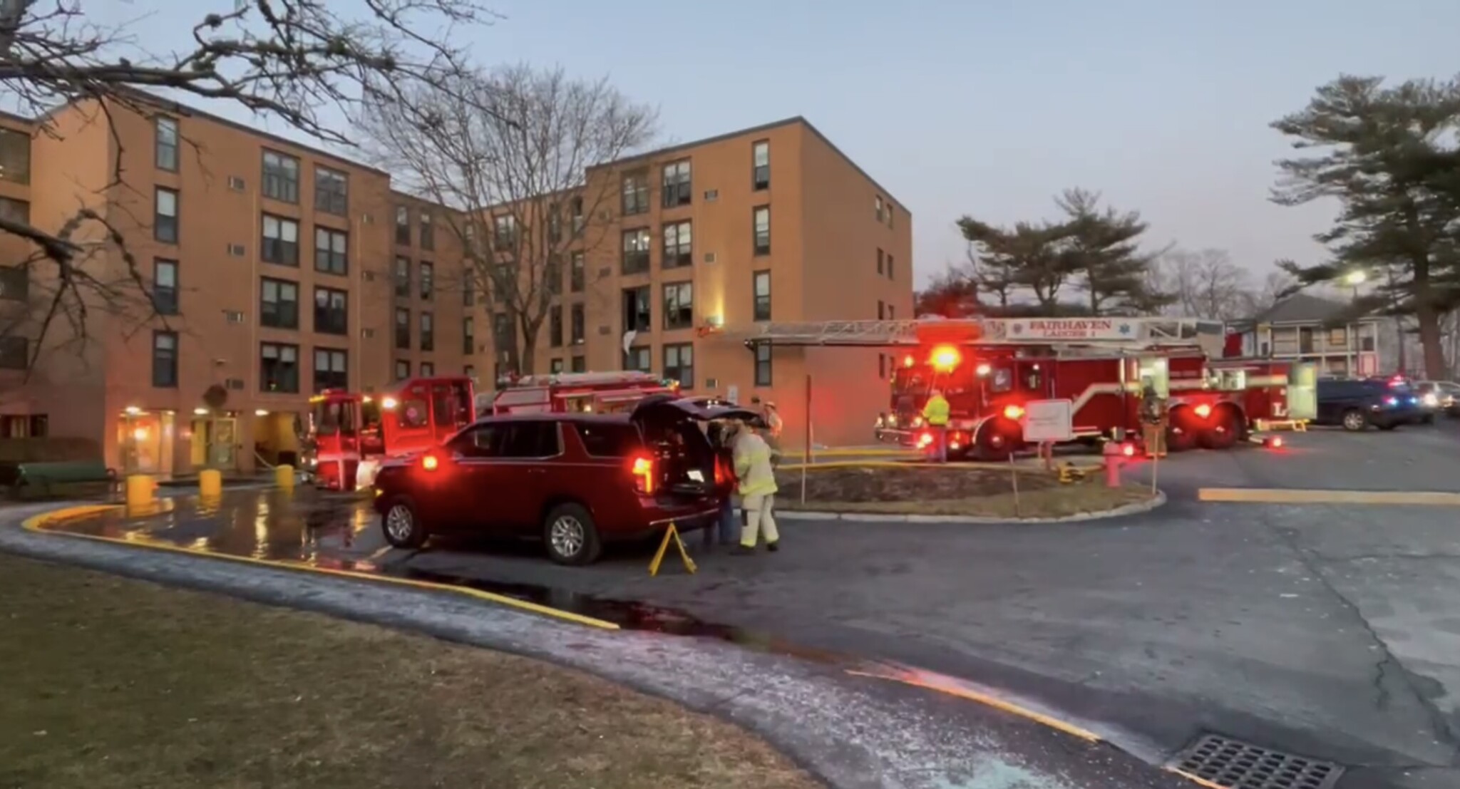 Two families displaced after Fairhaven apartment fire | ABC6
