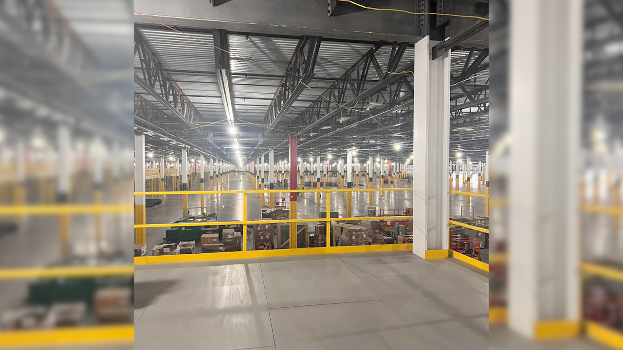 Johnston mayor gives first look of town's Amazon facility | ABC6