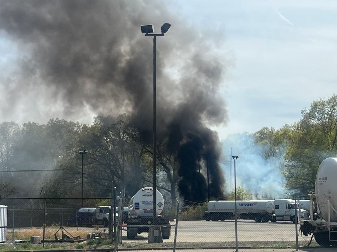 Attleboro Firefighters Battle Brush Fire Abc6