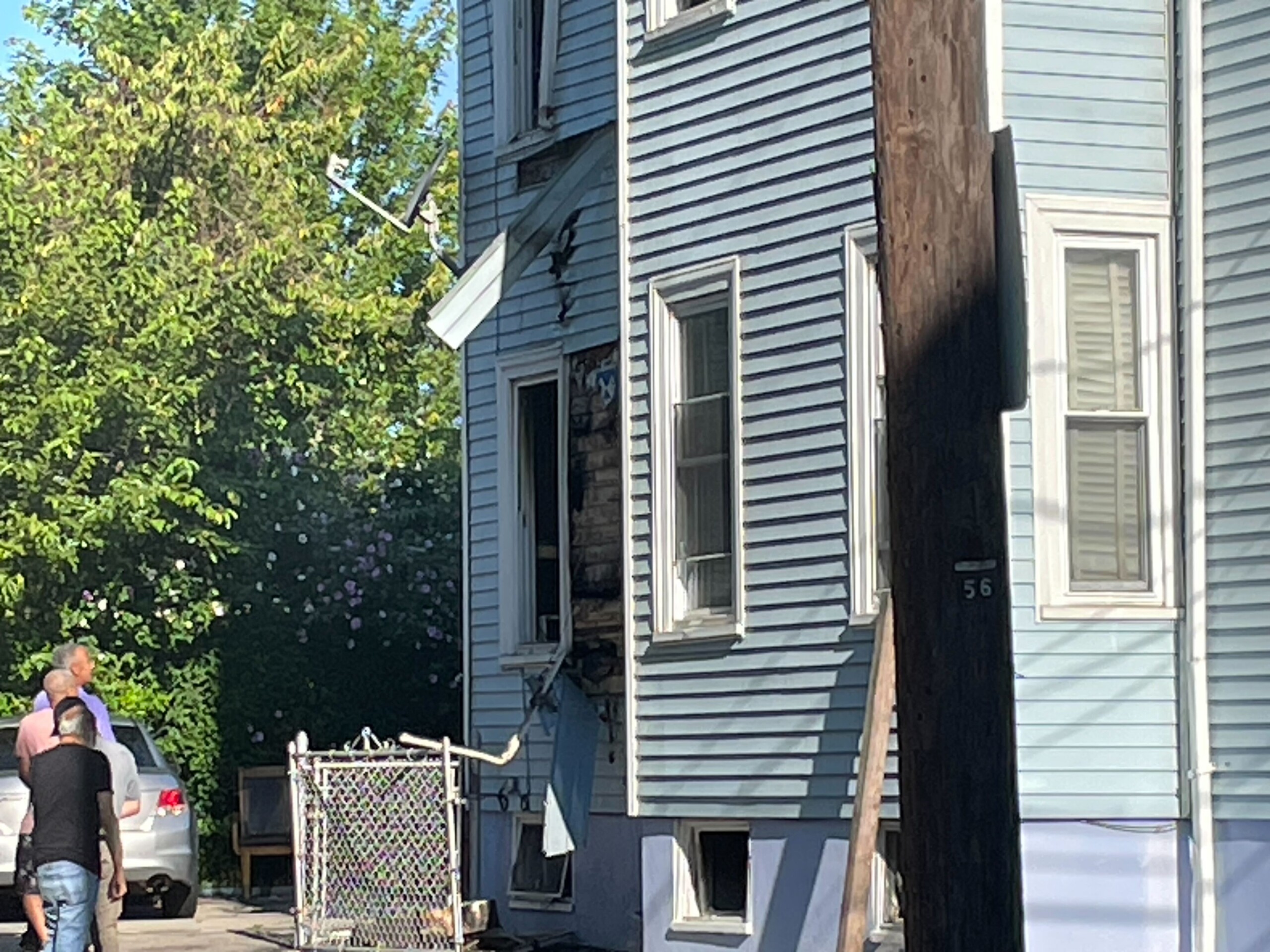 Man dies in fire at multi-family home in Pawtucket | ABC6