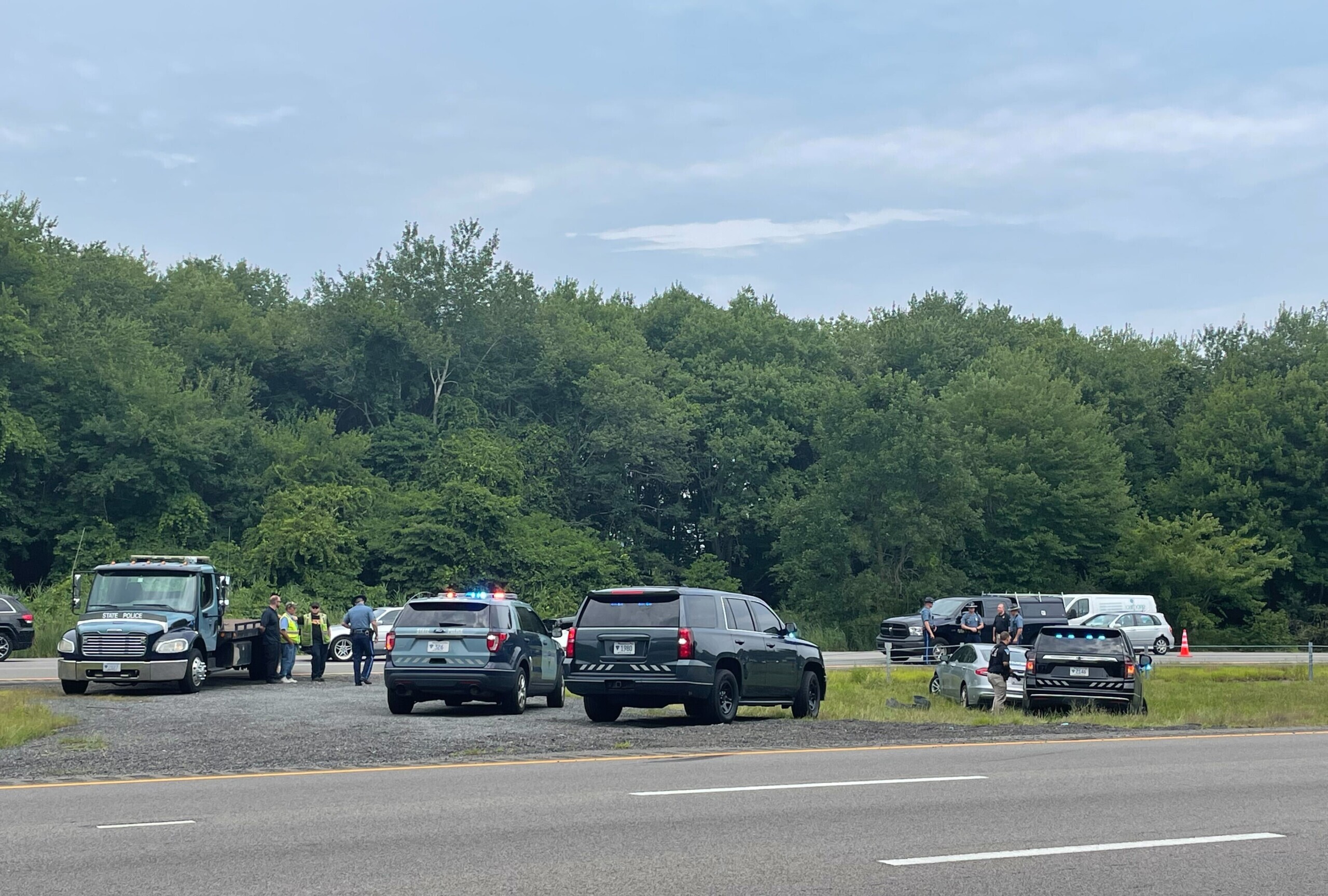 Trooper Cruiser Hit By Car While Responding To Wrong Way Driver In Dartmouth Abc6