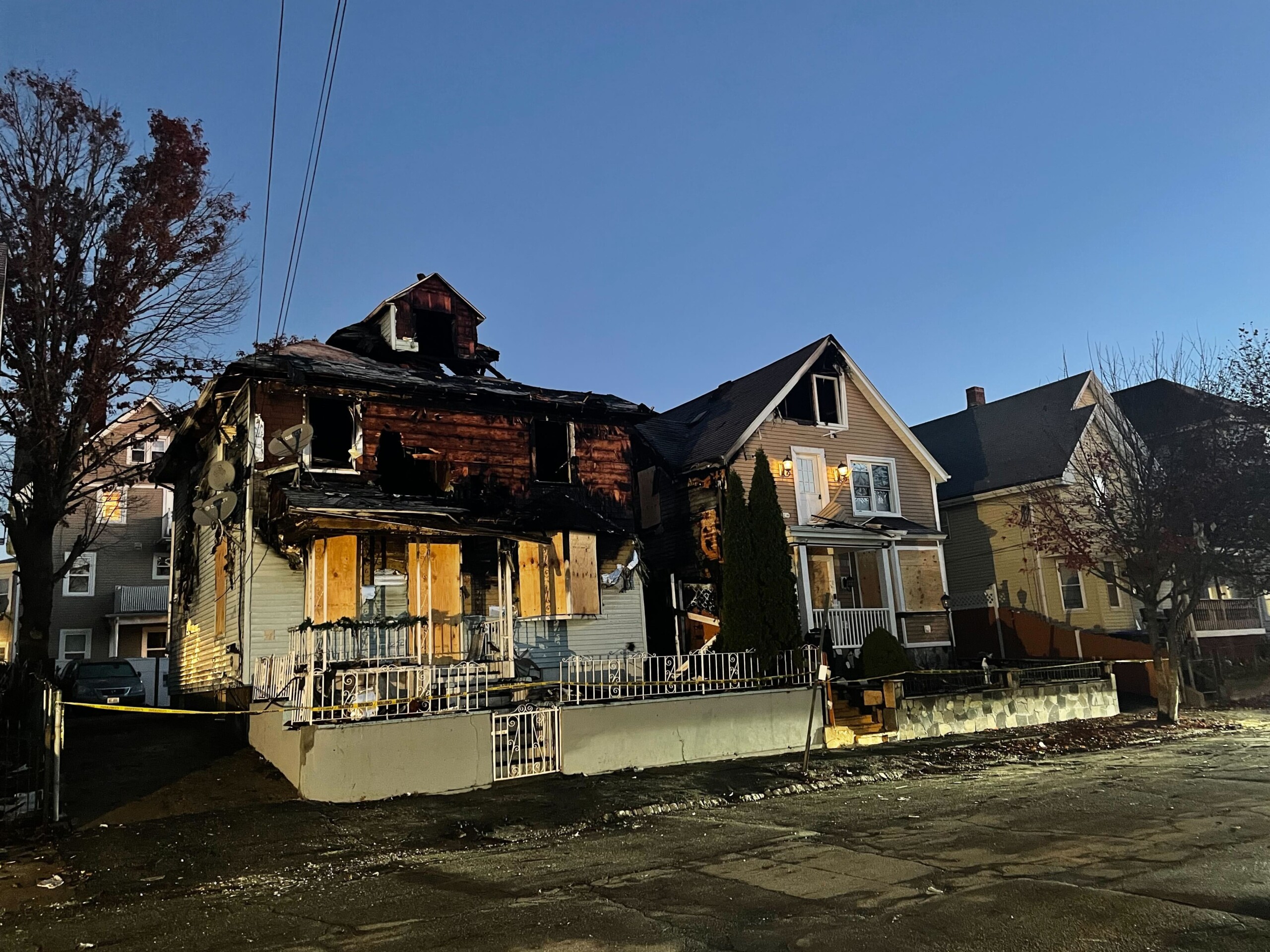 Fire tears through Providence homes, leaving 8 displaced | ABC6