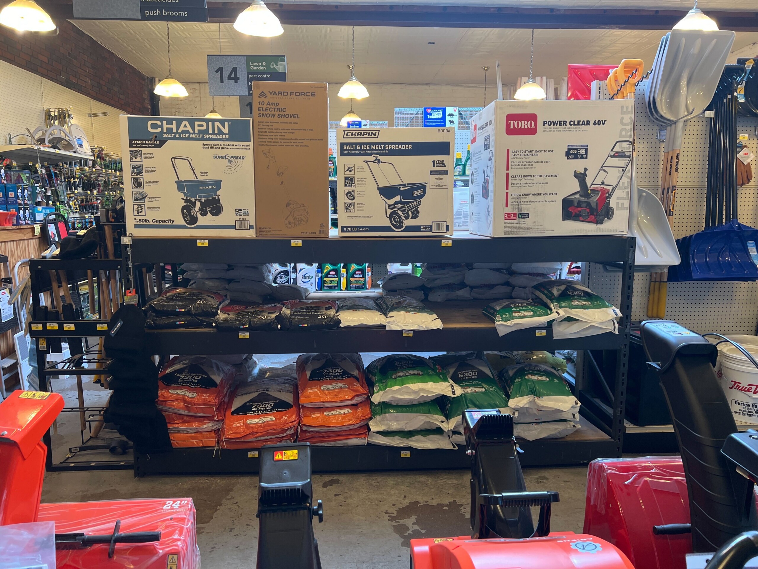 Rhode Islanders prepare for winter storm ahead | ABC6