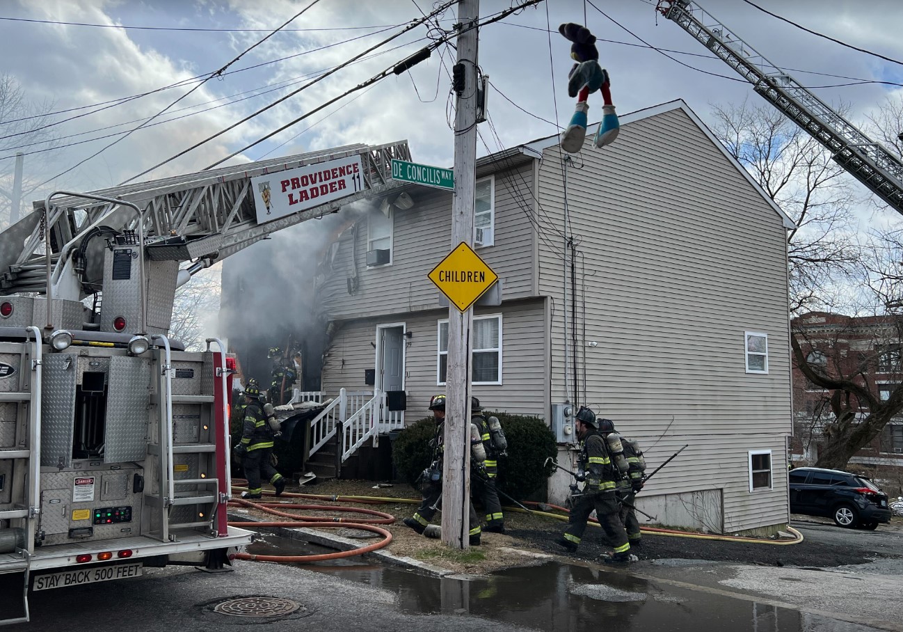 Providence fire responds to Touro St. duplex | ABC6