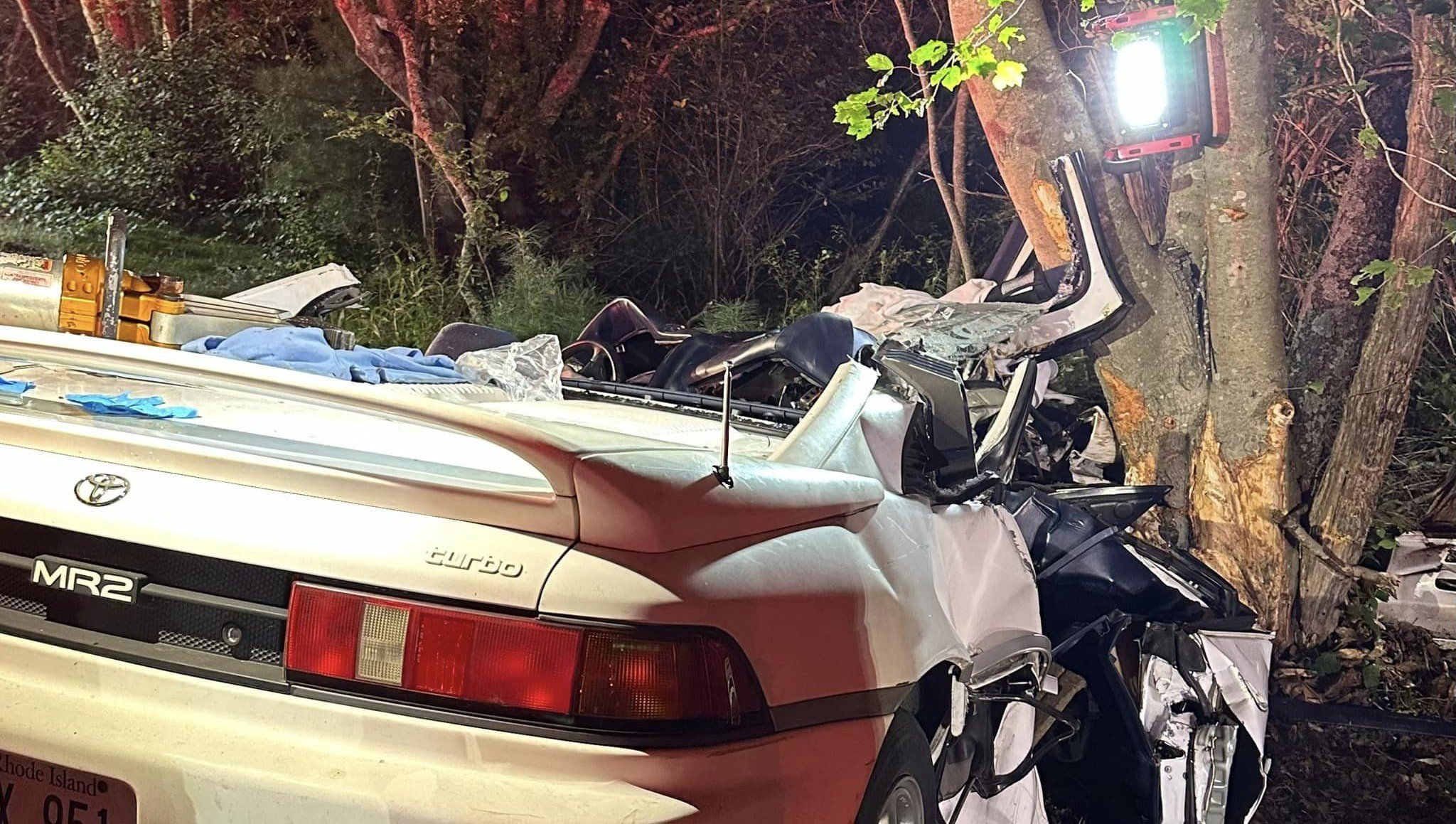 Coventry crews extricate driver in car vs. tree accident | ABC6