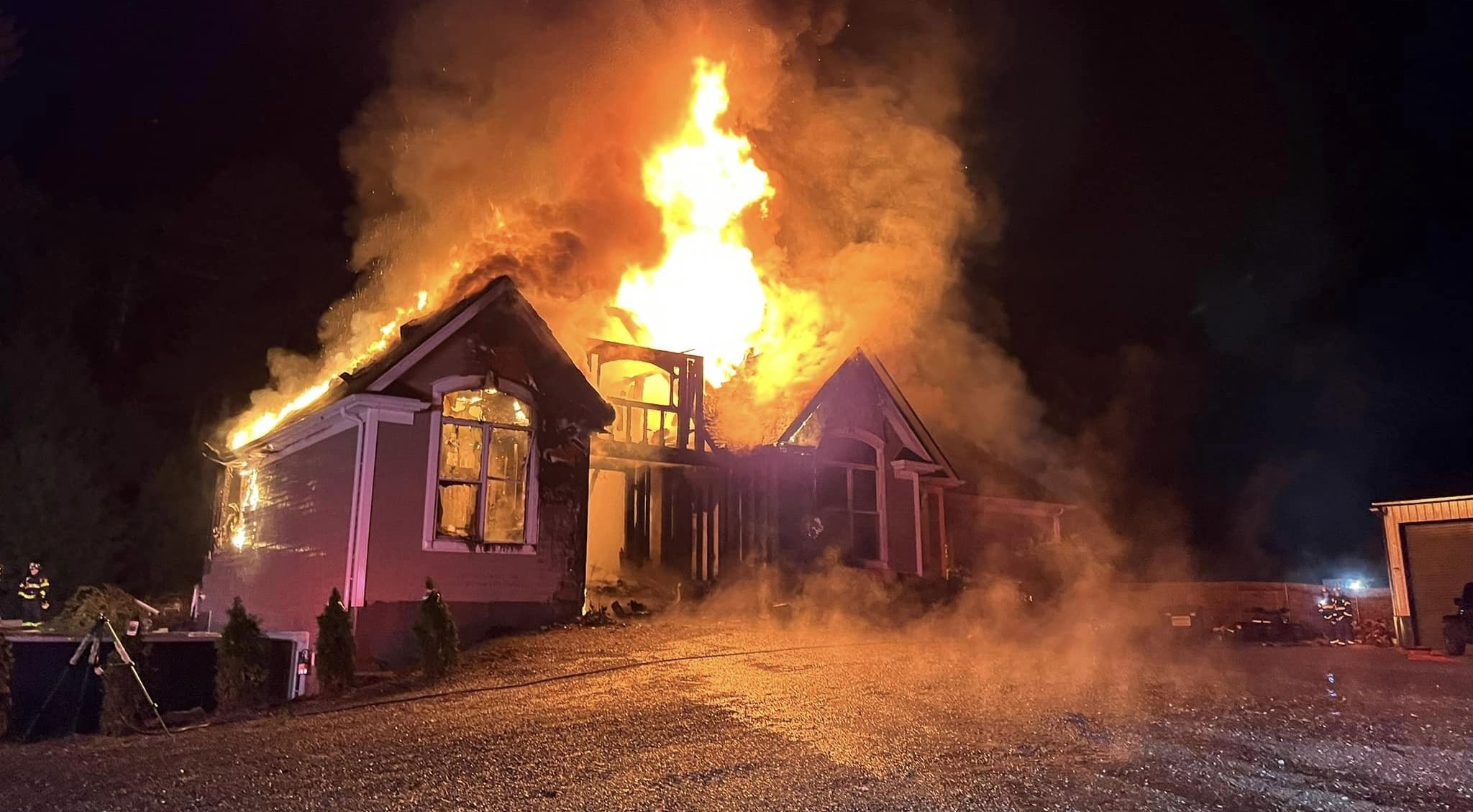 Middleborough fire extinguished with Lakeville FD assist | ABC6