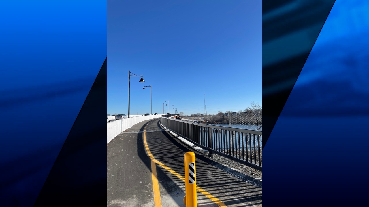 RIDOT opens new path over Henderson Bridge, adds safety precuations | ABC6