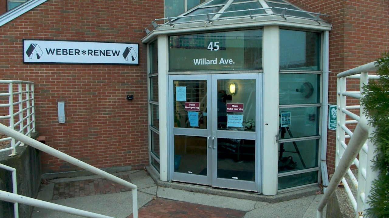 Ribbon cutting held for country's first state-sanctioned overdose ...