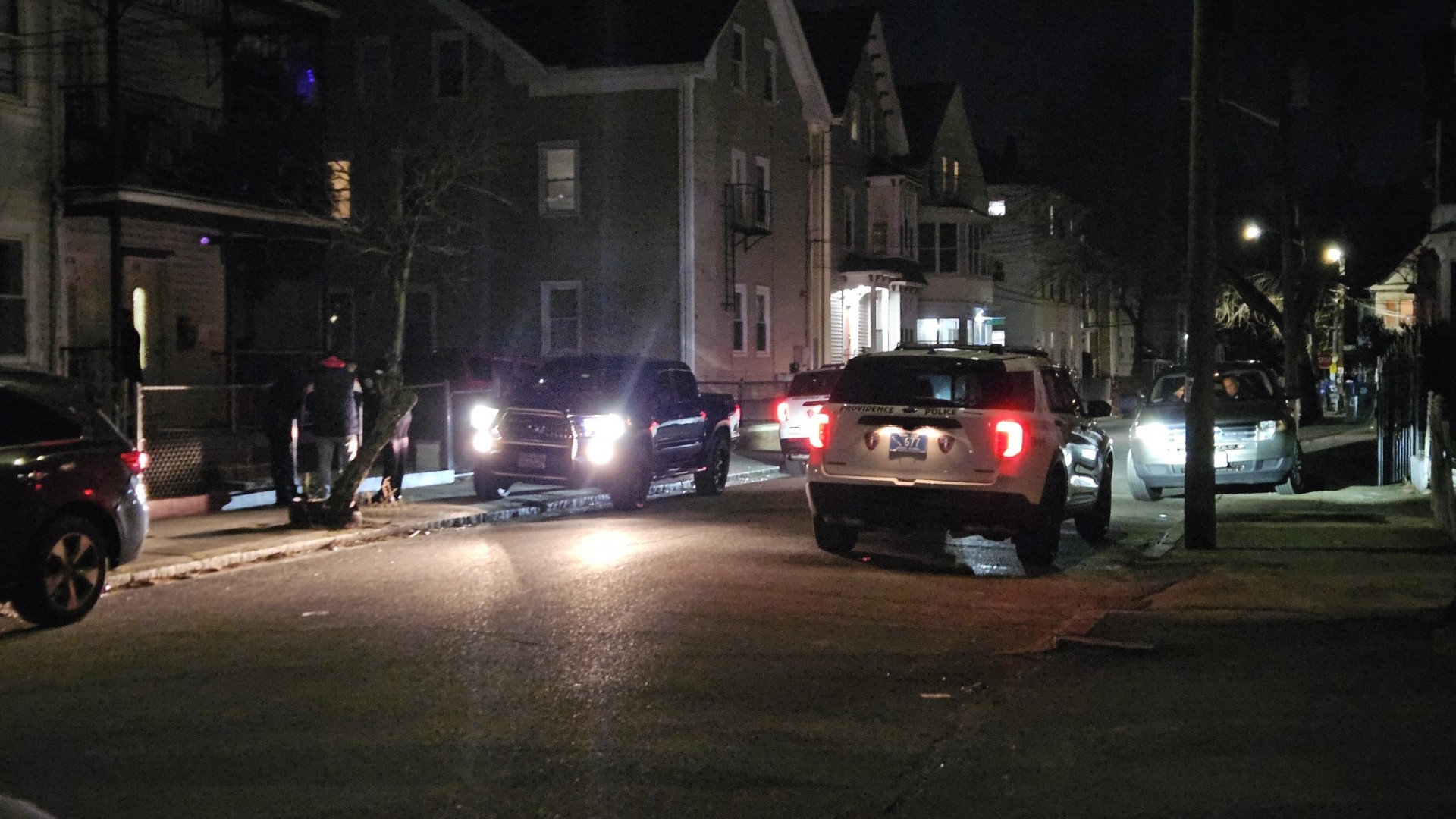 Providence Police investigating knifepoint robbery | ABC6