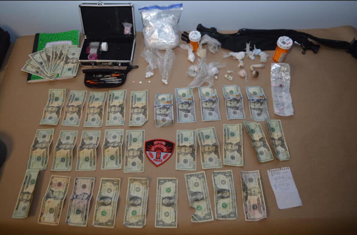 Man arrested after suspected narcotics found in West Greenwich motel ...