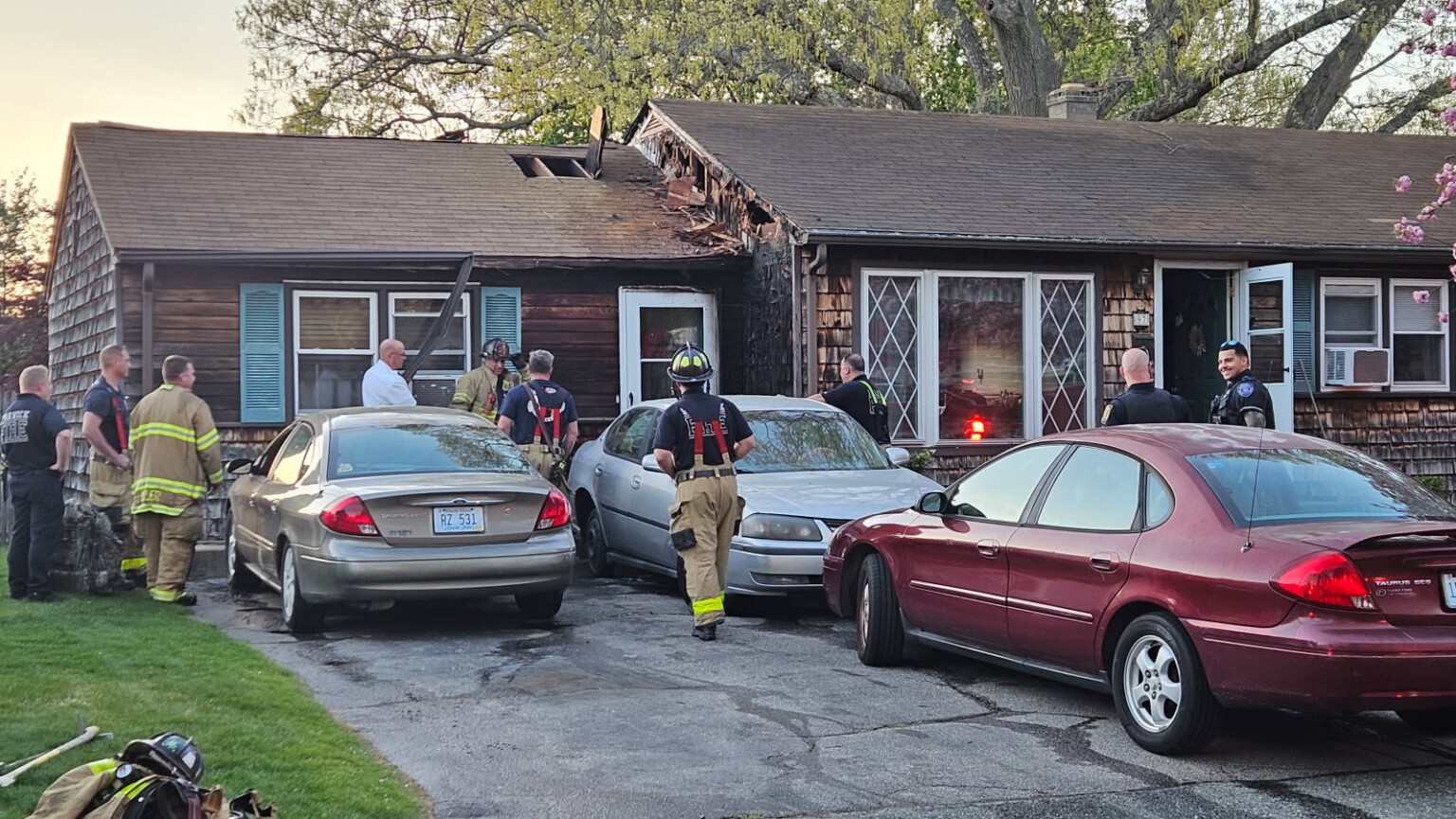 Five people displaced after house fire in Warwick | ABC6