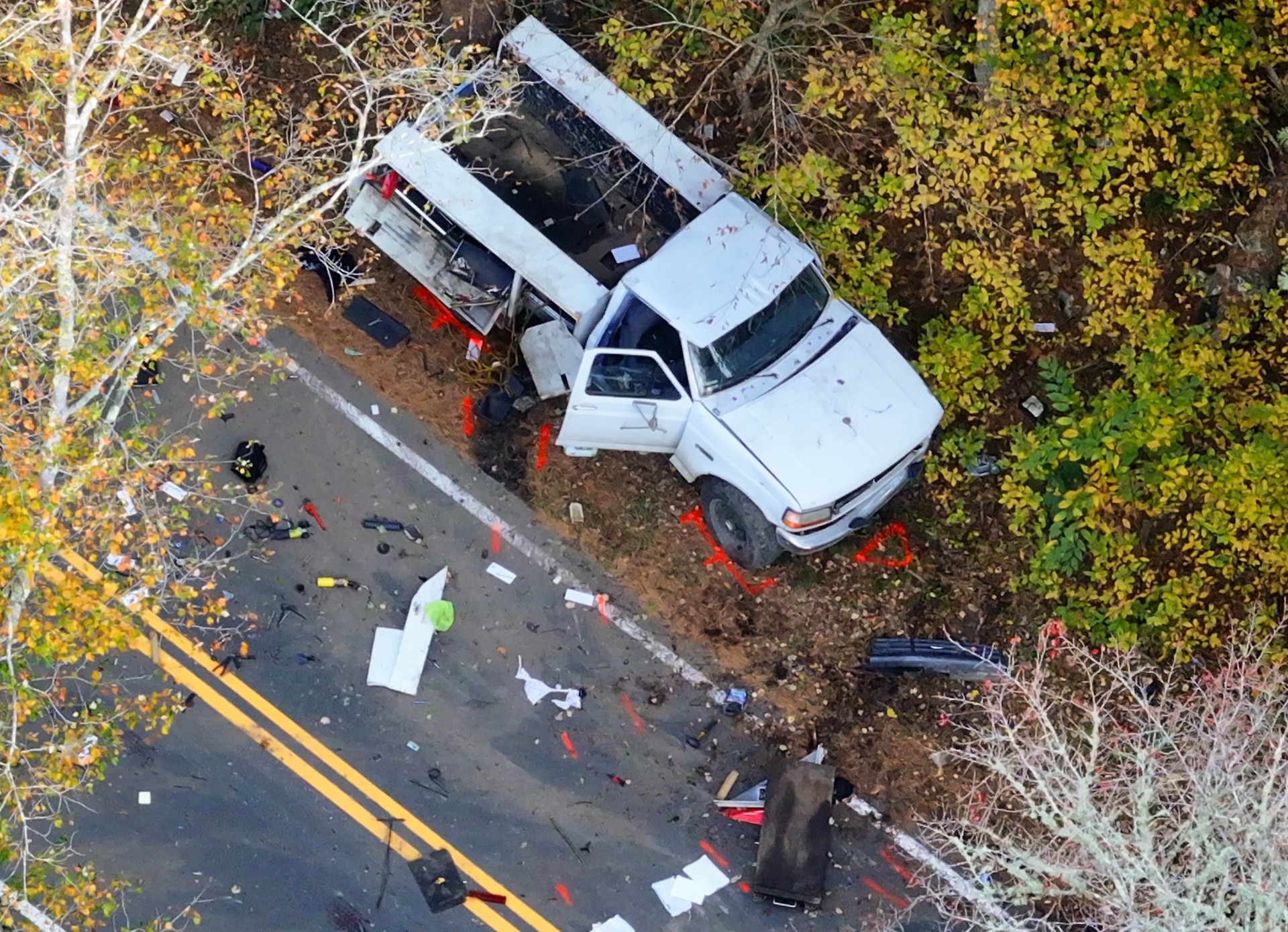 Man suffers life-threatening injuries after rollover crash in Middleborough | ABC6