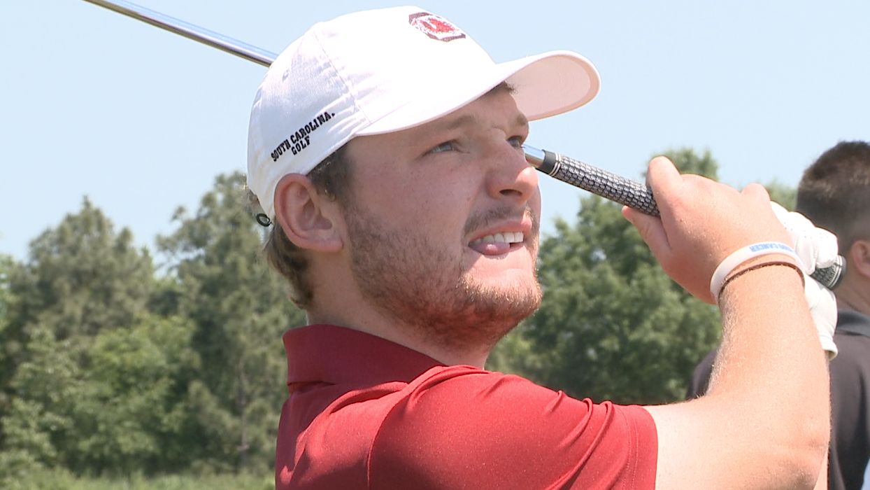 Former Gamecock Matthew NeSmith shoots 5-under 66 in round one of the ...