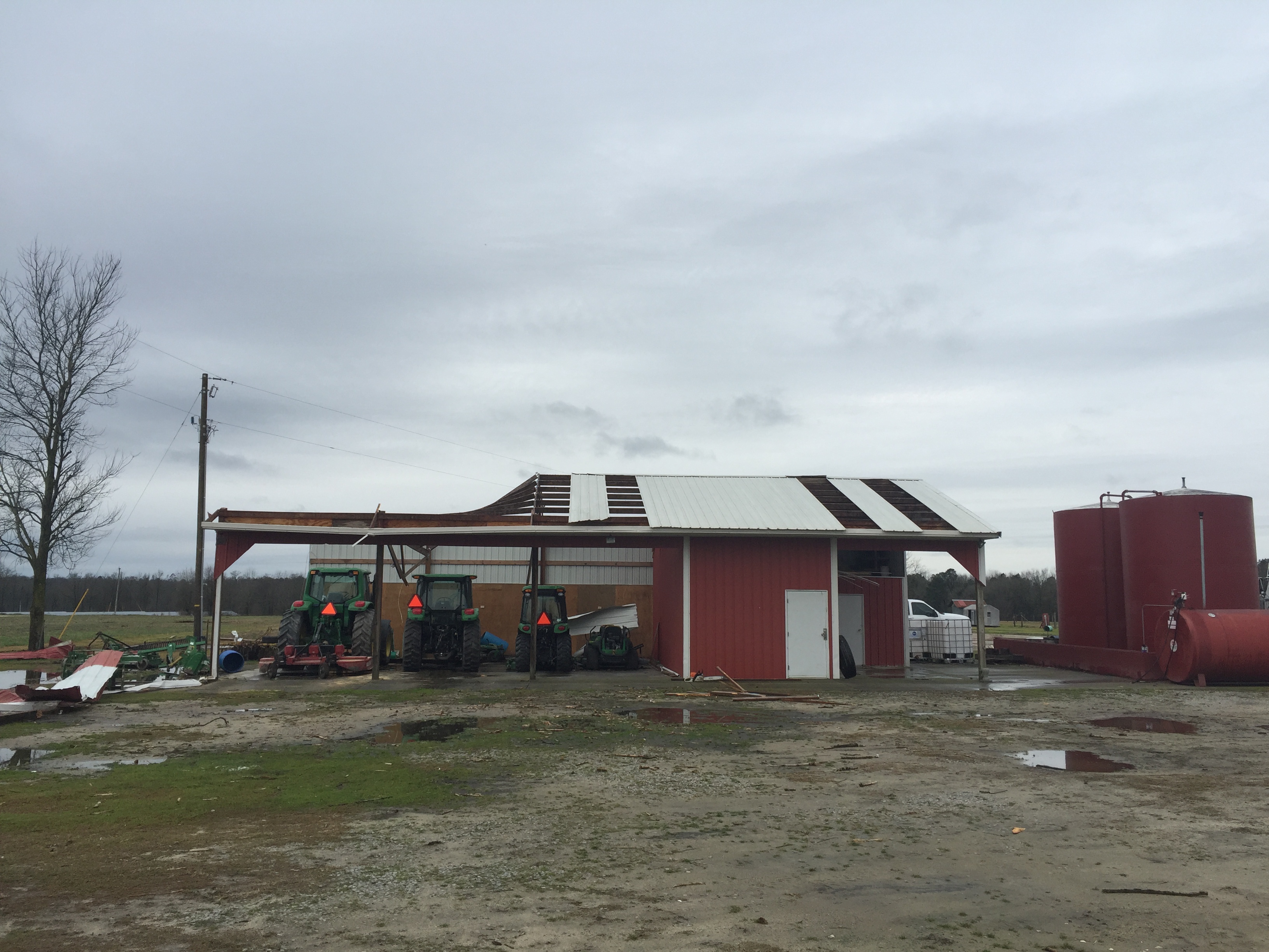 Watch: Tracy's Logging Begins Clean-up After Microburst - ABC Columbia