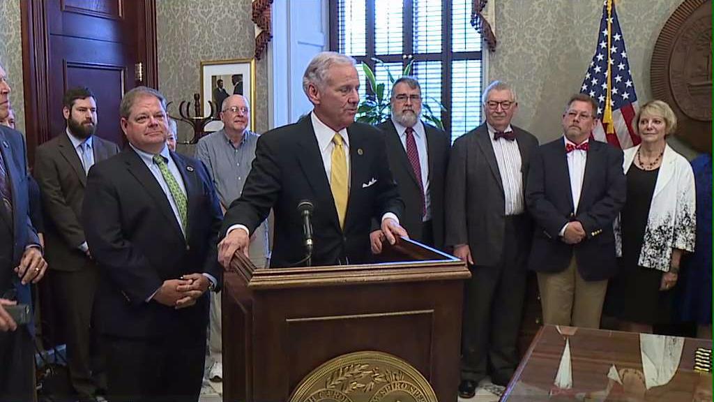 Governor McMaster Signs New Freedom of Information Legislation - ABC ...