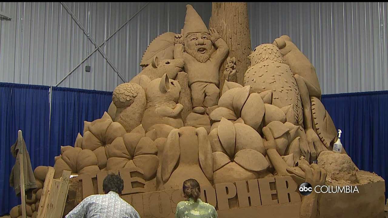 Giant 75 Ton Sand-Sculpture A Tradition At The State Fair