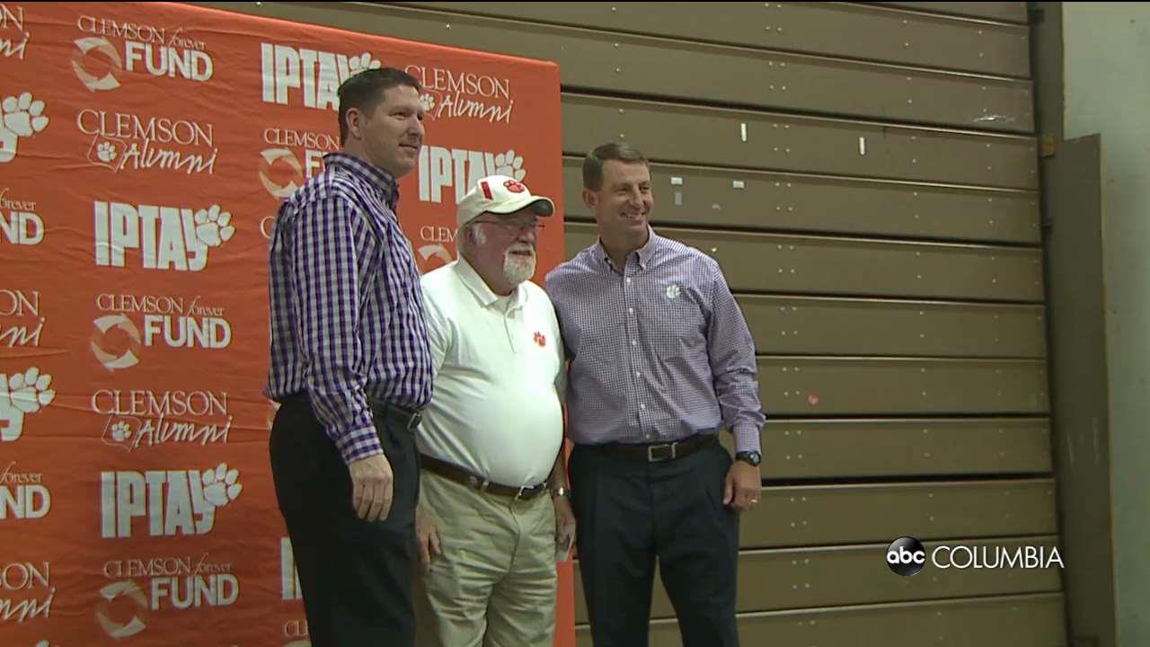 WATCH: Prowl and Growl makes stop in Columbia - ABC Columbia