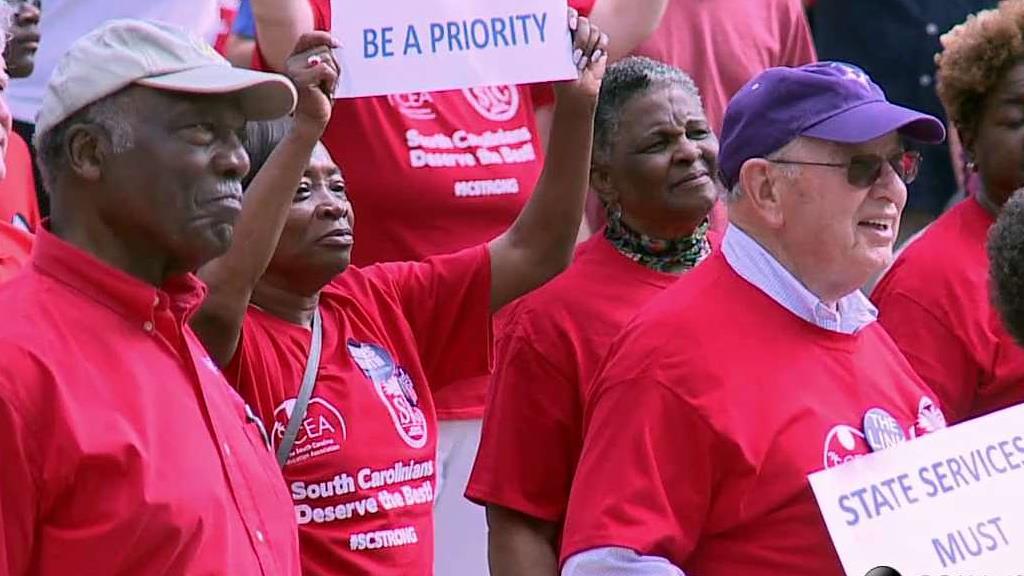 Hundreds of SC teachers, state workers demand raise at rally - ABC Columbia